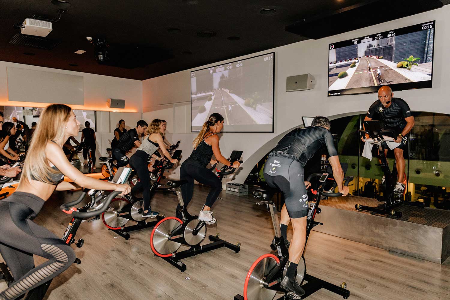 Bike Republic, Spinning y Bike-Roll en Bilbao | up&you